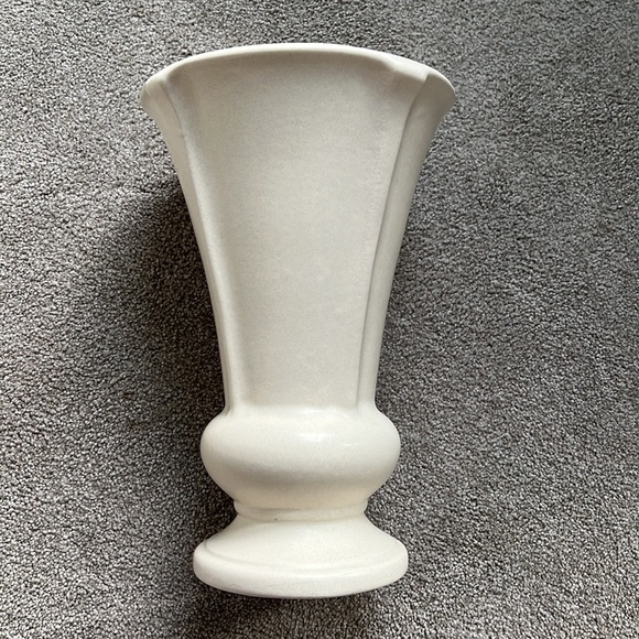 Haeger | Accents | Art Deco Vase By Royal Haeger Pottery Made In Usa ...